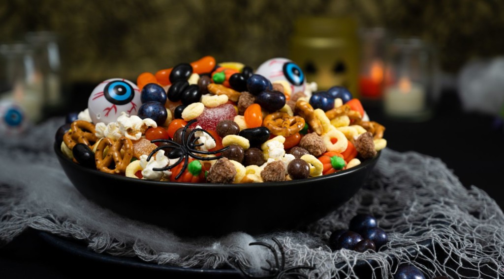 Halloween Party Mix Recipe | Farm Boy Recipes